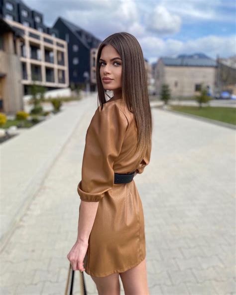 Picture Of Simona Matulová