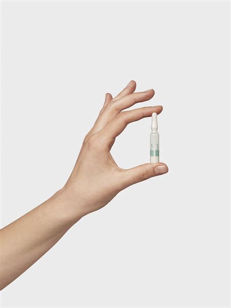 Fiolă Revitalizantă Cu Acid Hialuronic Flash Martiderm