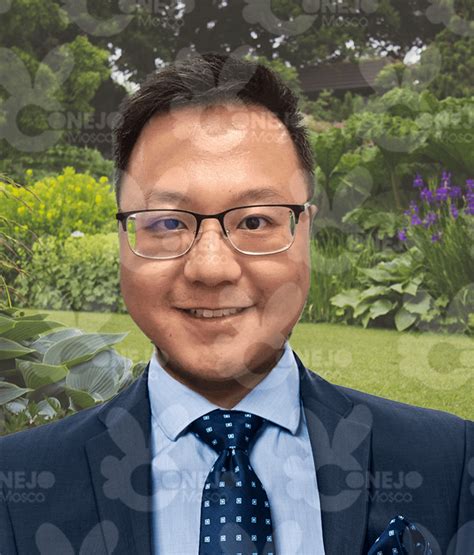 Can Someone Please Photoshop My Photo For Linkedin Profile Prefer An Outdoor Background With