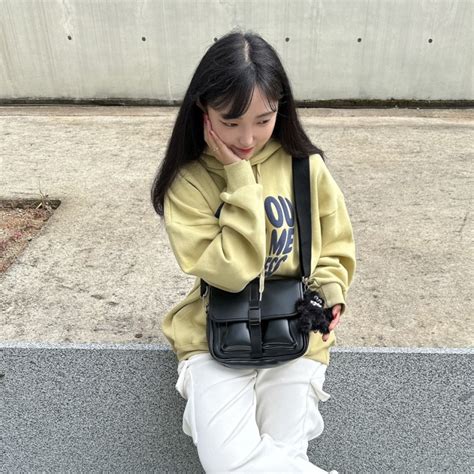 여자 대학생가방 무신사 여성 크로스백 Multi Pocket Classy Cross Bag 네이버 블로그