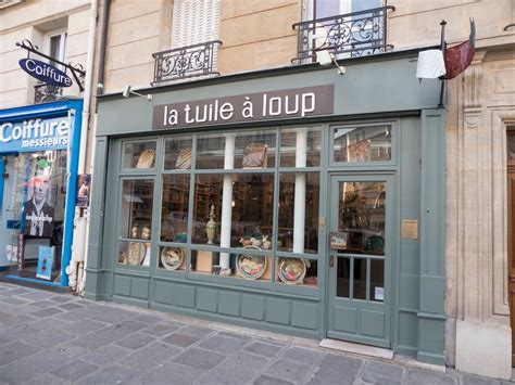 Entrée To Black Paris™ Eric Goujou And La Tuile à Loup