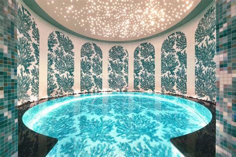 What Is Watsu Therapy Everything You Need To Know About The Aquatic
