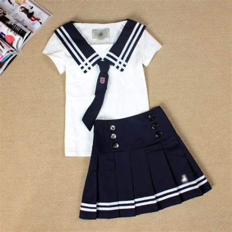 校服服装海报服装店海报时尚服装海报大山谷图库