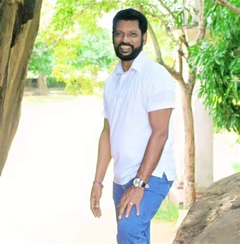 බුදියන් ඉන්න උන්ට වෙඩිතියන්න උඹ ත්‍රස්තවාදියෙක්ද යකෝ 🤔 රන්දෙණිගල සිංහයා චිත්‍රපටයෙන් 1989