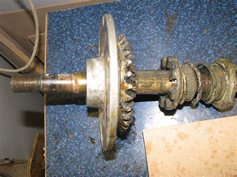 How To Restore A Manual Windlass As A Diy Practical Project Practical