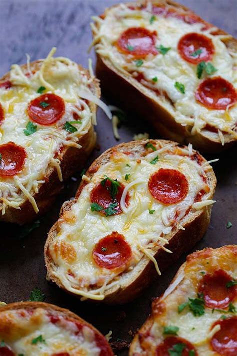 Texas Toast Garlic Bread Pizza Easy Delicious Recipes