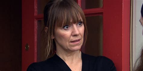 Emmerdales Zoe Henry Doesnt Want More Rhona And Cain Scenes