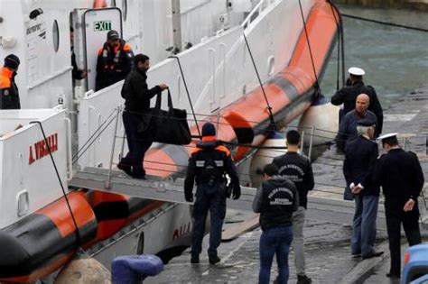Blitz Del Pd In Albania I Centri Per I Migranti Sono 70mila Metri