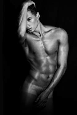 Matheus Henk Naked For The Beautiful Men
