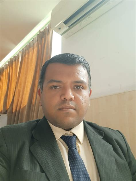 dr akhilesh shukla business administration school of liberal