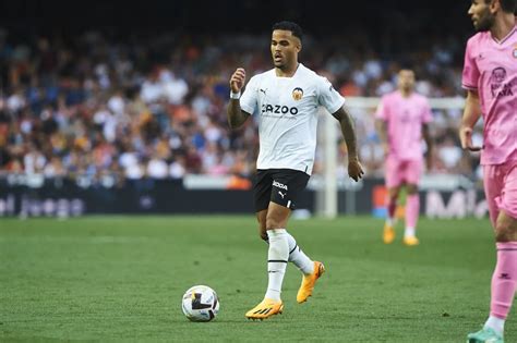 Justin Kluivert file à Bournemouth Angleterre Bournemouth 24 Juin
