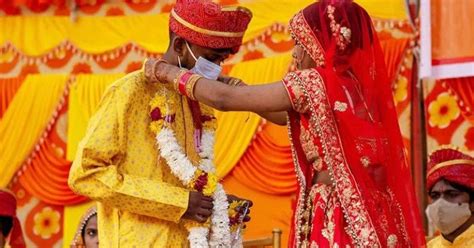 Up Bride Calls Off Wedding After Groom Kisses Her On Stage