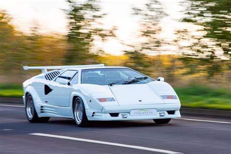 Lamborghini Countach White