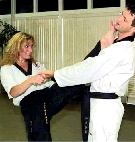 Pin By Dhmhtrhs Dhmhtrhs Parishs On Αφέντρα Women Karate Martial