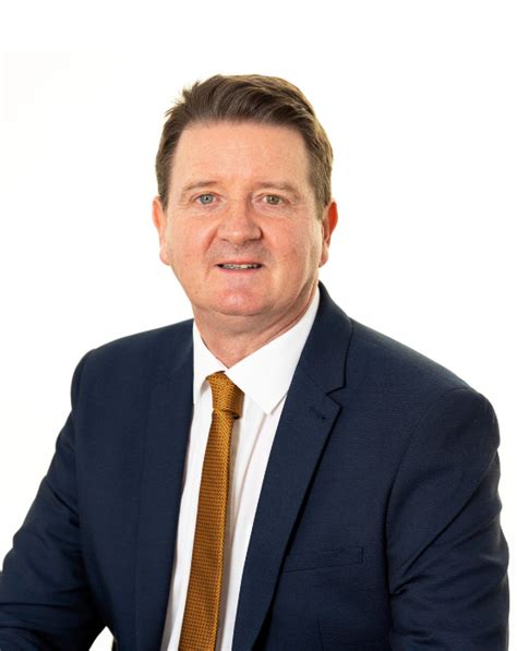 Robbie Maclean Contracts Manager Mackenzie Construction