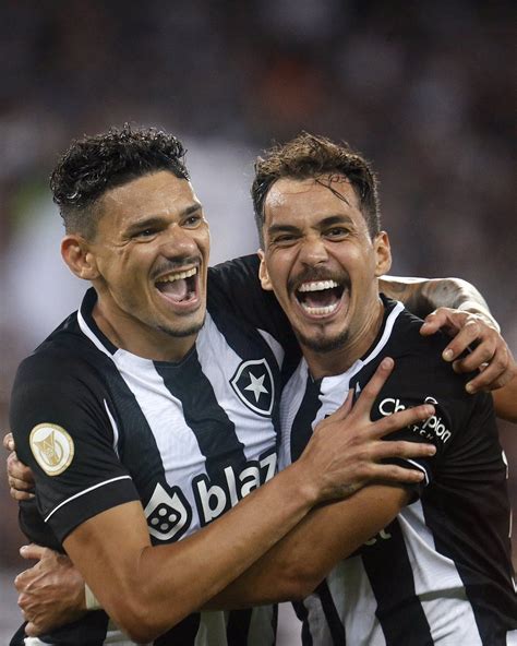 Central Botafogo on Twitter Esses dois são dos poucos que se salvam