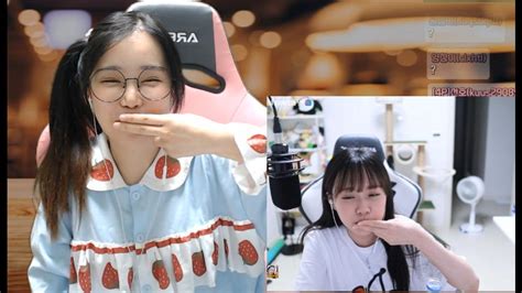 🔥토마토한테 혼자 뽀뽀and키스하는법 배우는 듀단🔥 아프리카tv Vod
