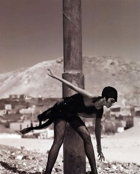 Picture Of Zhou Weitong