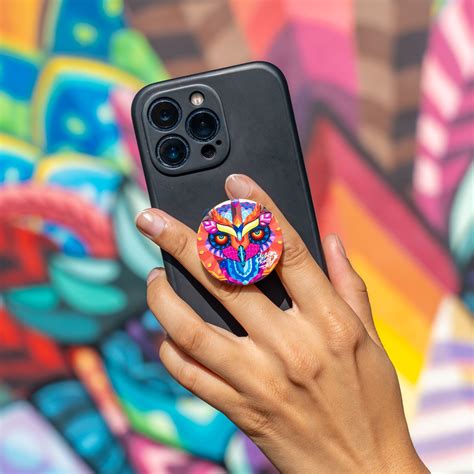Experience Farid Ruedas Vibrant Owl Popsocket Art Meets Function