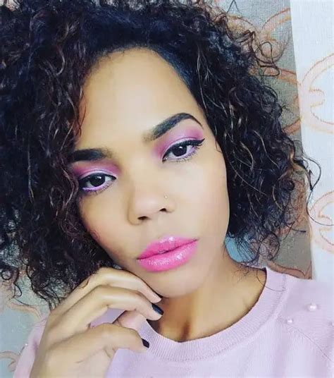 45 Pink Eye Makeup Looks To Make You Feel Dolled Up Sheideas