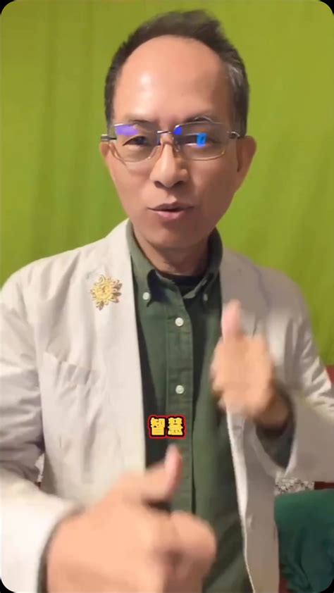 游岳寬 第11天：社交圈拓展：結交新朋友 以下每天分享1則介紹30則壯世代精彩的一天演釋著有趣有料有故事的人生人生下半場 紐崔