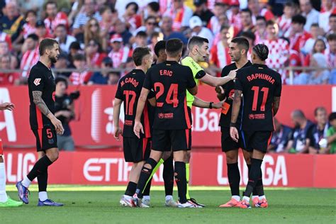 Barcelona Star Ruled Out For 3 Weeks With Injury Yahoo Sports