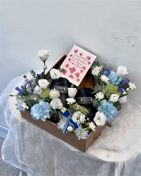 순천꽃집 꽃기운 순천호수공원꽃집 순천웨딩부케 순천프러포즈 순천부케말리기 순천프리저브드플라워 꽃기운플라워박스꽃기운꽃신박스순천프러포즈순펀꽃신박스 남자