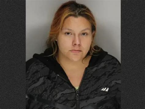 Say What Now Mindy Cohn Claims Greedy Bitch In Cast Prevented Facts Of Life Reboot