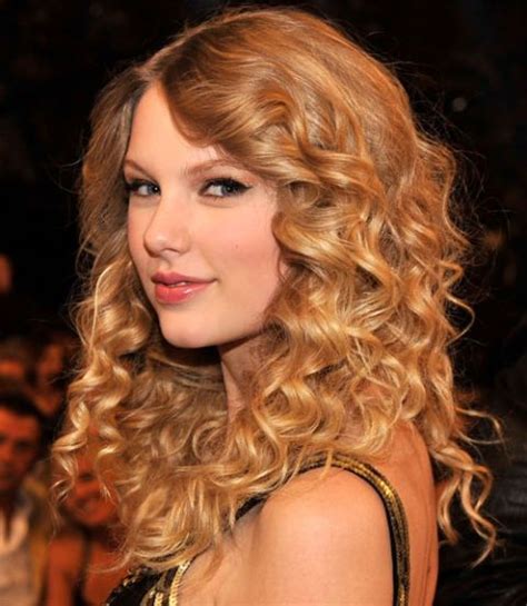28 Glamorous Ways To Show Off Your Curls Hair Styles Curly Hair