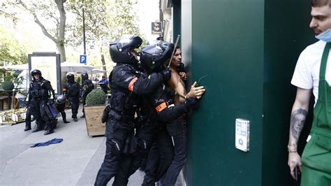 Manifestations contre le pass sanitaire 71 interpellations dont 24 à