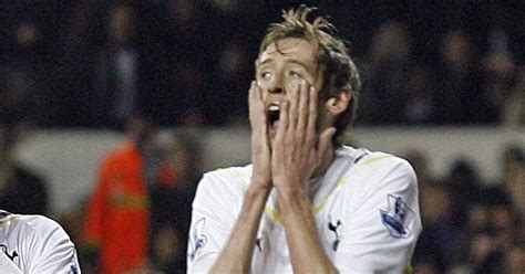 Peter Crouch Was Given Horrible Grilling By Tottenham Team Mates