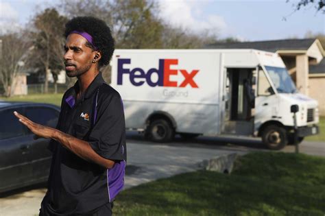 Moco Fedex Driver Known For Acts Of Kindness Surprised With 3000