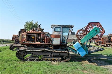 Premium Photo Combine Harvesters Agricultural Machinery