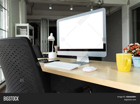 White Empty Screen On Image And Photo Free Trial Bigstock