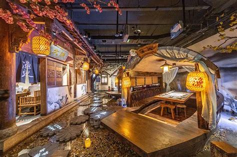 中国风的中餐厅室内装潢图片下载