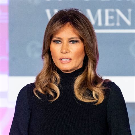 Dua Lipa Flaunts Her Curves While Catching Rays In Miami—her Trendy Hot Pink Bikini Is So Tiny