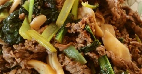 牛肉と小松菜のすき煮∞甘辛 By かめださ～ん 【クックパッド】 簡単おいしいみんなのレシピが370万品