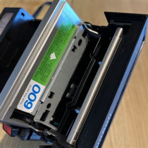 Vintage Polaroid Sun Lms 600 Land Camera With Strap 4653109292