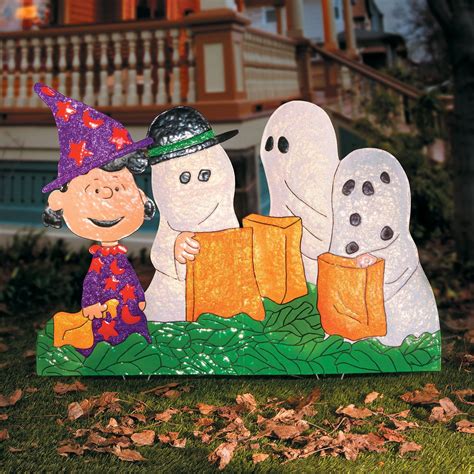 Charlie Brown Yard Decorations