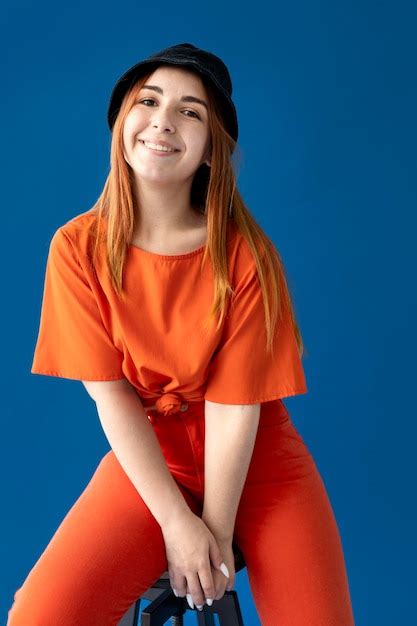 Portret studyjny nastolatka Darmowe Zdjęcie