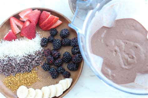 How To Make A Classic Acai Bowl Rejoice Nutrition And Wellness