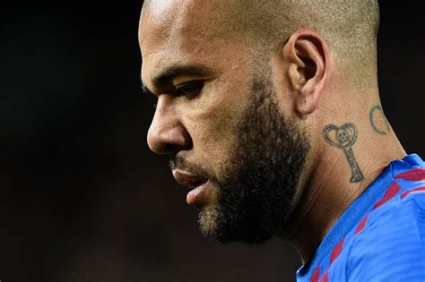 Caso de Dani Alves por agresión sexual dio otro giro tras aceptarse