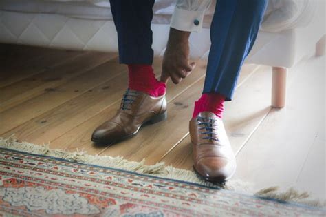 4 Reasons Why Your Feet Get Bigger With Age Livestrong