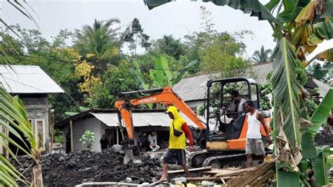 Gerus Jalan Hingga Rusak 11 Rumah Banjir Lahar Semeru Kali Ini