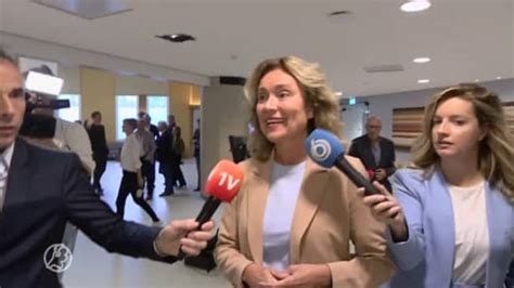 Gemist Hart Van Nederland Late Editie Kamervoorzitter Bergkamp