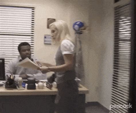 The Office How The Show Made A Calculated Decision To Lean Into