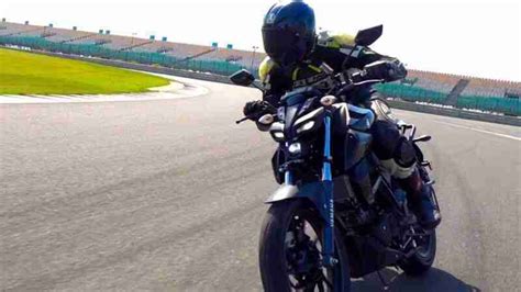 Yamaha Mt 15 First Ride Report Light And Fun City Bike Iamabiker