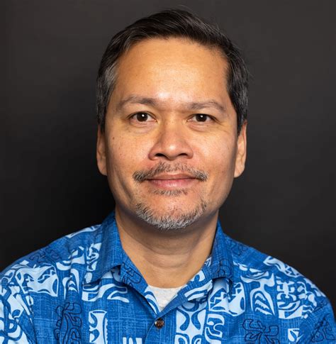 Francis Dalisay Phd Uf College Of Journalism And Communications