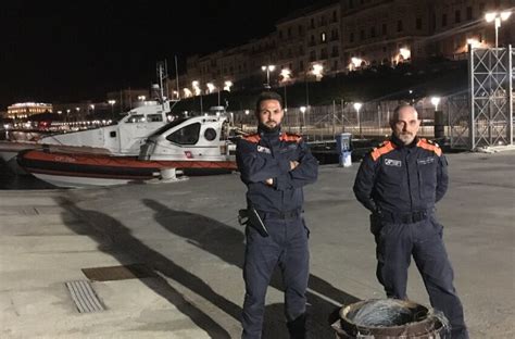 Siracusa Renzo Formosa E I Due Vigili Sospesi Le Iene Avevamo