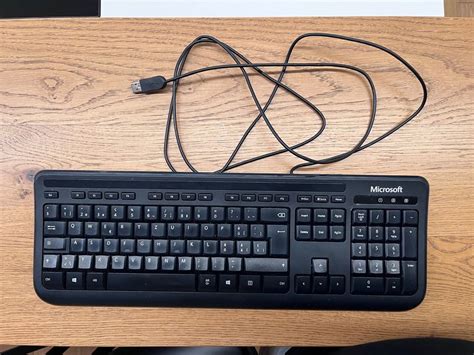Computer Tastatur Usb Anschluss Kaufen Auf Ricardo